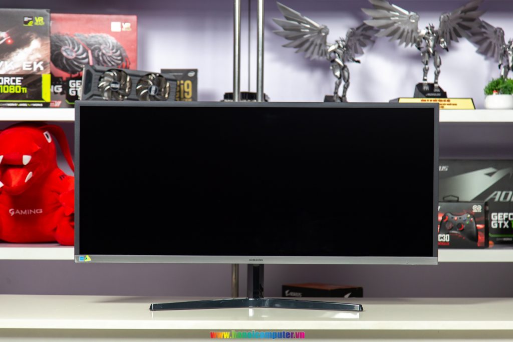 Samsung LS34J550, phổ cập màng hình 34 inch siêu rộng đến mọi nhà