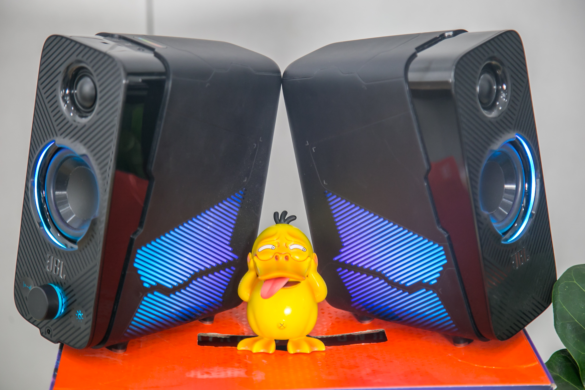 JBL Quantum Duo - Khi hãng âm nhạc làm đồ gaming